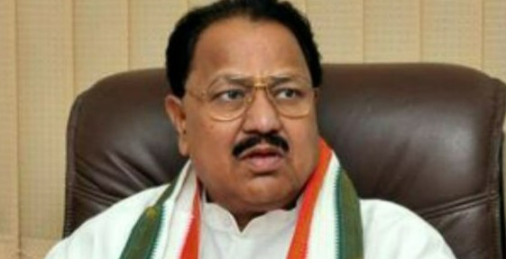 ఒకనాటి కాంగ్రెస్ ‘గెలుపు గుర్రం’ డి శ్రీనివాస్ కన్నుమూత | Former PCC ...