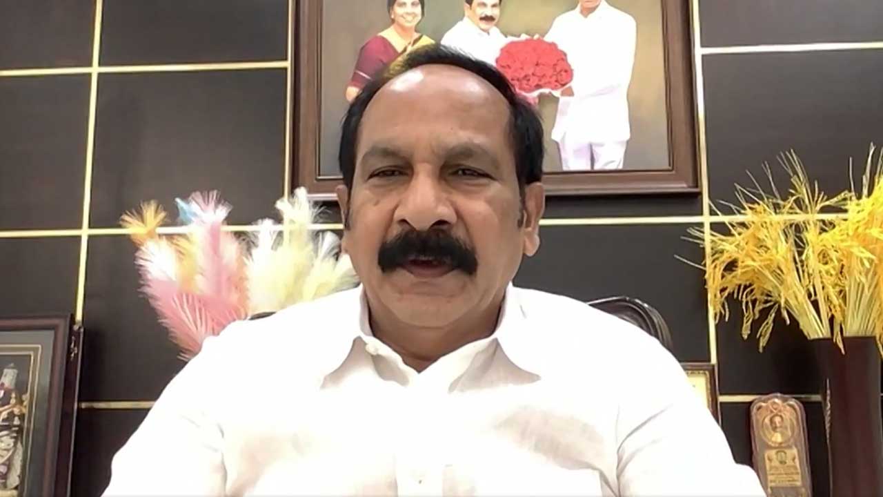 కవితపై మొదలైన ఎదురుదాడి.. | Backlash for Kavitha In BRS Has Started ...